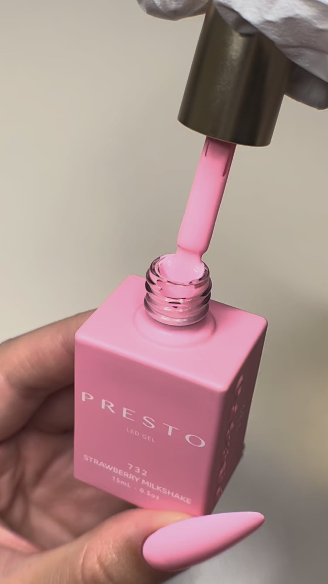 PRESTO Color Series: STRAWBERRY MILKSHAKE 732 – Nail Labo USA